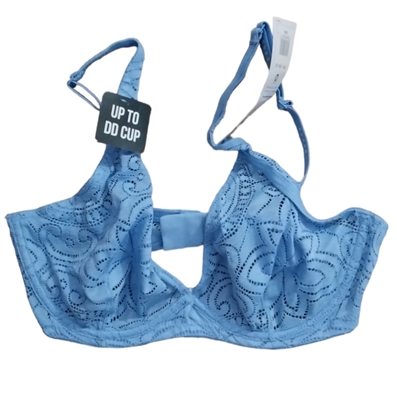 Bonds | Intimates & Sleepwear | Nwt Deep V Bra | Poshmark